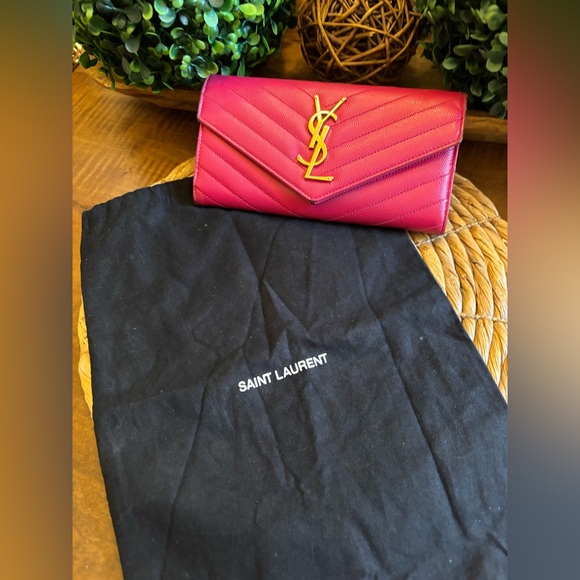 Yves Saint Laurent | Bags | Coa Included Retail 90 Authentic Ysl Pink ...